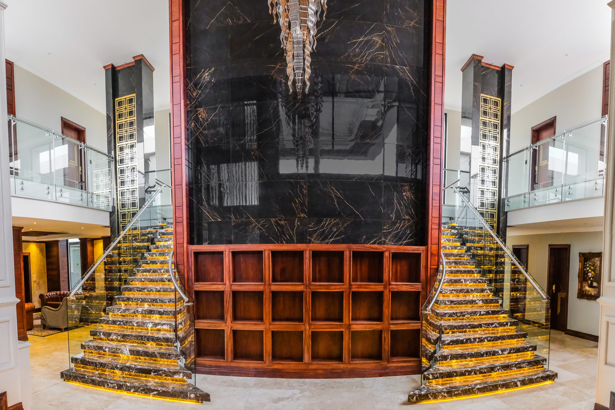 Welcoming entrances – Audi Snyman